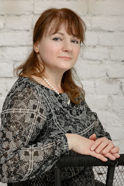 Yutta, 60 yrs.old from Kharkov, Ukraine: I think that somebody of my ...