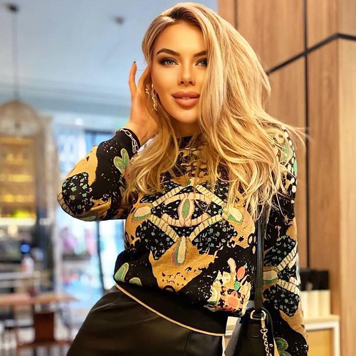 Olena, 33 yrs.old from Praha, Czech Republic: Well, are you ready to ...